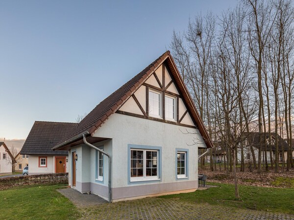 Traditional Style Villa With 2 Bathrooms Near River Moselle - Cochem