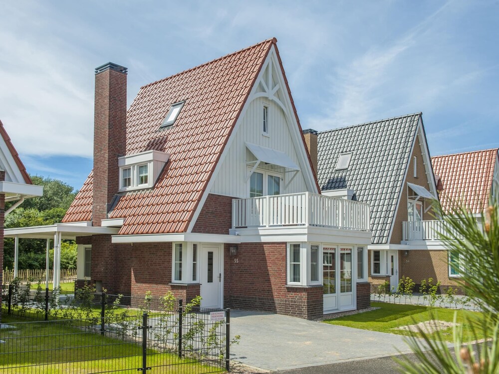 Luxurious Stately Villa With 4 Bathrooms, 1km From The Beach - Dishoek