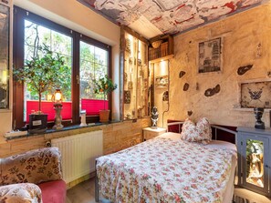 Casa | 5 quartos, individualmente mobiliados, roupa de cama