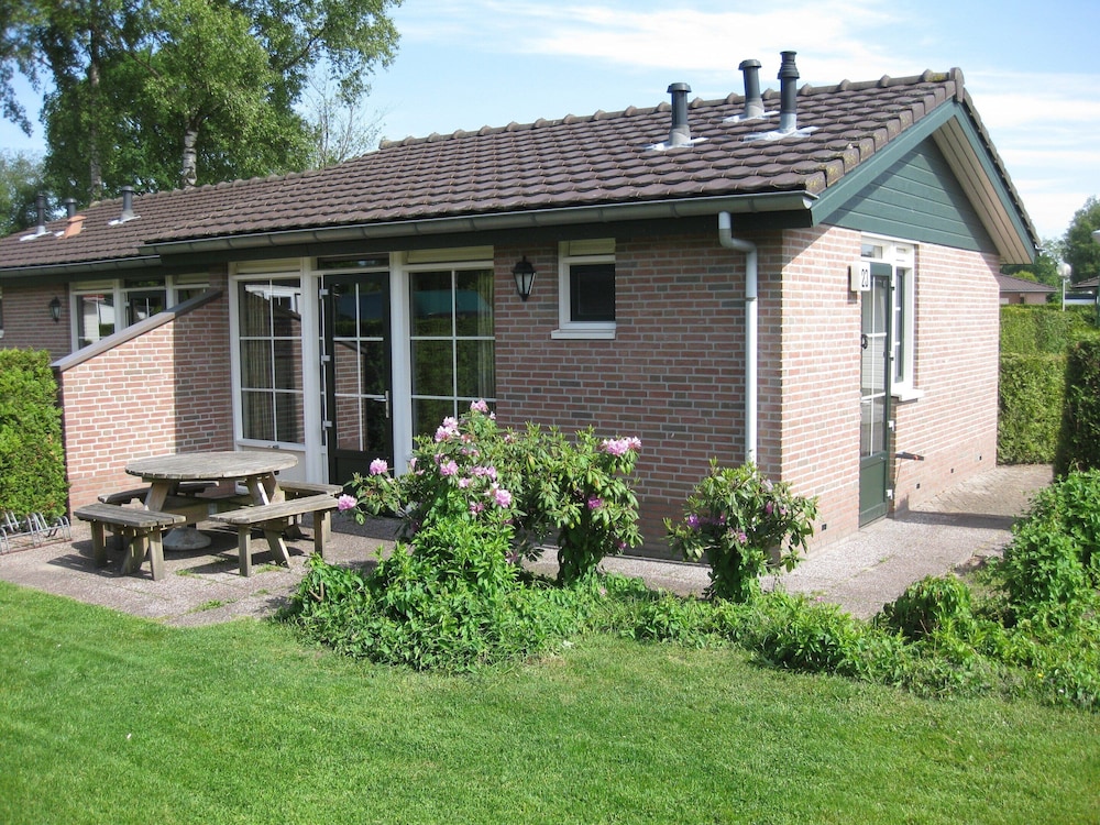 Comfortable Bungalow Near The Veluwe - Barneveld