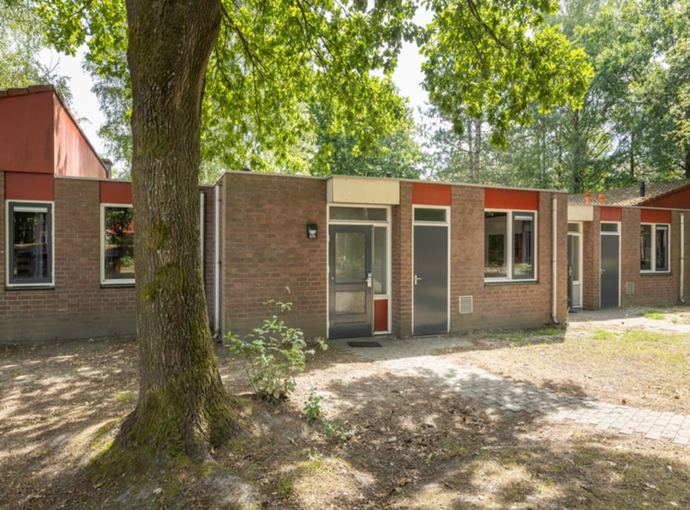 Restyled Bungalow With Dishwasher Near Nature Reserve - Weert
