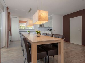 Villa | Restaurantes