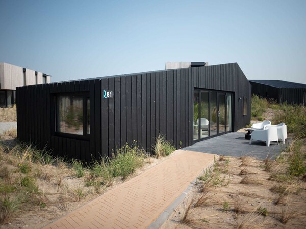 Modified, Modern Lodge Near The Beach - Zandvoort