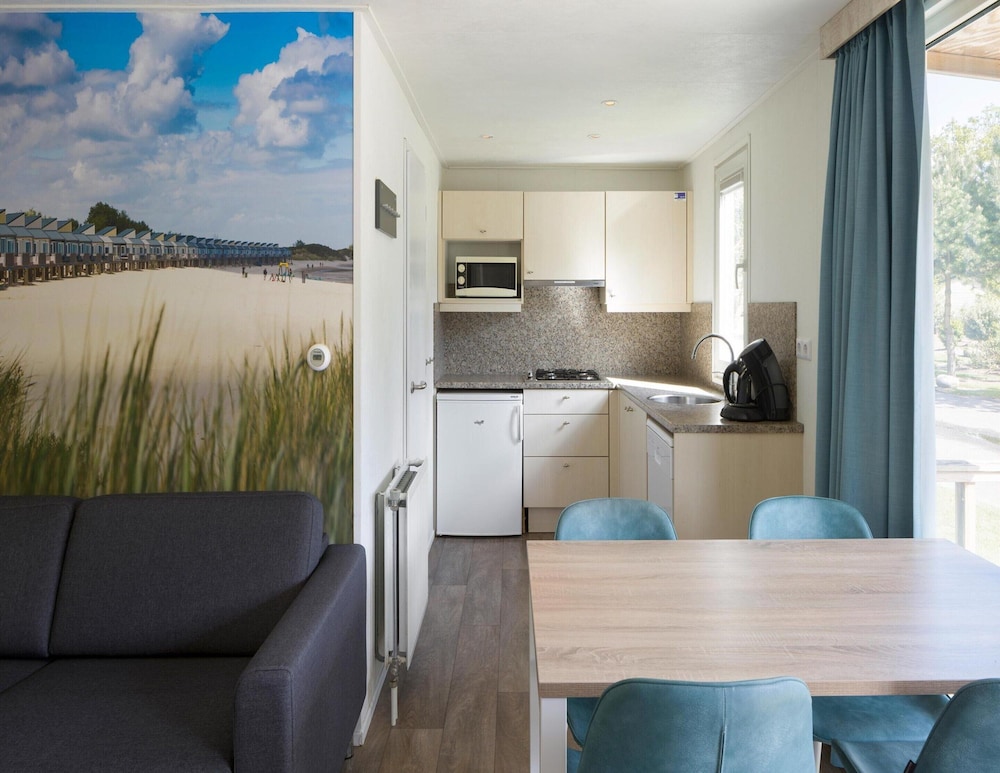 Comfortable Chalet With Dishwasher, Beach At Walkingdistance - Kamperland