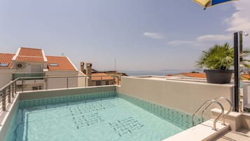 Piscina exterior sazonal