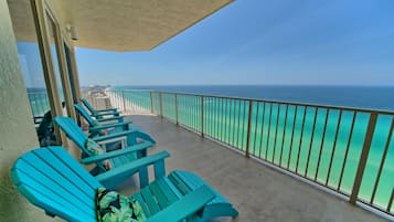 Apartamento em Condomínio Fechado, 3 quartos | Terrenos do alojamento