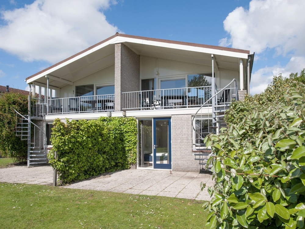 Holiday Home With Microwave, In A Holiday Park, Beach Within Walking Distance - Zeeland