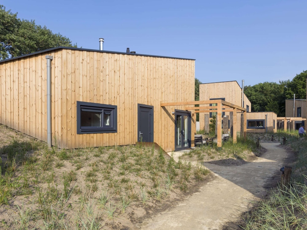 Luxurious Lodge With Two Bathrooms, Only 200m From The Beach - Vlissingen