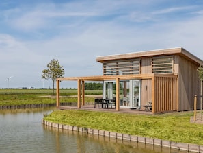 Bungalow | Exterior