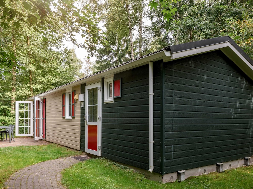 Cosy Chalet With Combi-microwave, Next To A Nature Reserve - Drenthe