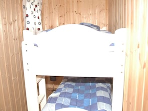 Casa | 4 quartos, individualmente mobiliados