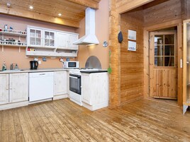Casa | Cozinha privada | Cadeirão de bebê