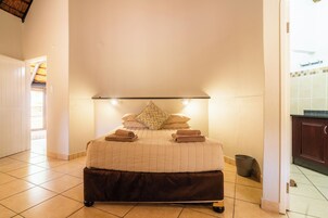 Bangalô, 1 quarto (1) | Ferros/tábuas de passar roupa, roupa de cama