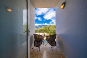 Quarto Superior | Lençóis de algodão egípcio, roupa de alta qualidade, minibar