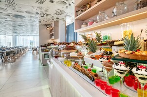 2 restaurantes, culinária grega