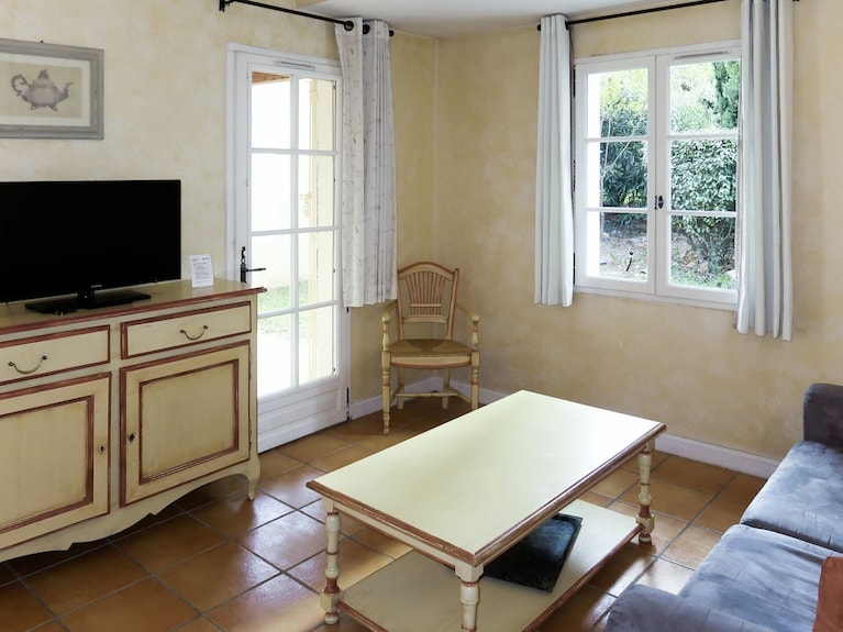 Hermoso Apartamento En Villa Para 4 Personas Con Wifi, A/c, Piscina, Tv, Patio Y Mascotas Permitida - Fayence