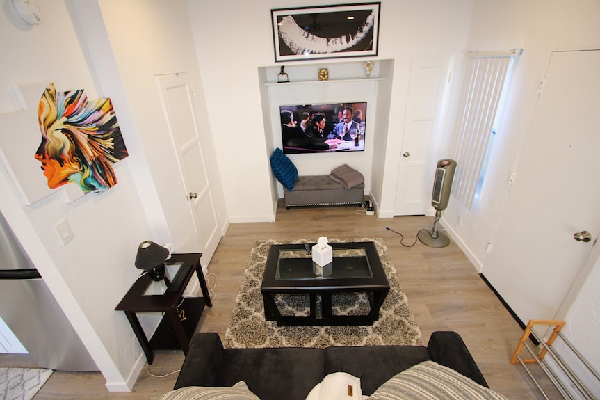 L@@k 2 Minute Walk To The Beach And The Party Street Called 2nd Street! - 杭亭頓海灘