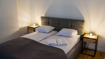 Apartamento Deluxe | 1 quarto, ferro/tábua de engomar, Wi-fi grátis, roupa de cama fornecida