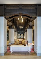 Área de estar no saguão