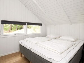 Casa | 4 quartos, com mobília individualizada 