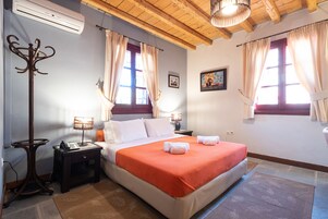 Lively Family Loft | 50m2 | Cofre no quarto, secretária 