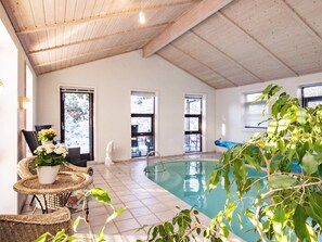 Casa | Piscina | Piscina interior, piscina exterior 