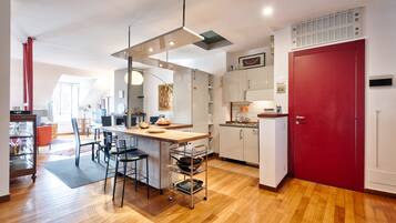 Estúdio | Cozinha privada | Um frigorífico/congelador grande, um micro-ondas, um forno