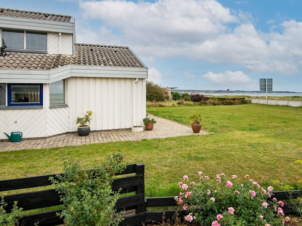 6 Person Holiday Home In Ebeltoft - Ebeltoft
