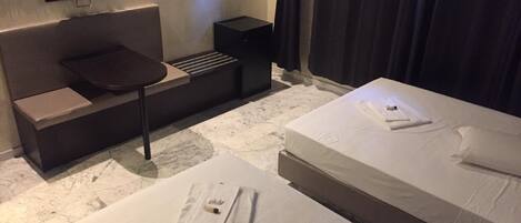 V.I.P. Twin Room | Wi-fi grátis, roupa de cama fornecida