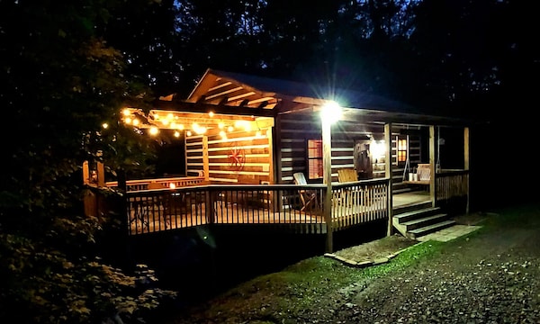 Rest & Relaxation - Fire Pit/hot Tub/fiber Optic Internet - Cleveland, GA