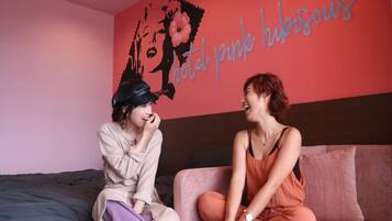 Quarto Twin (with Sofabed) | Secretária, quartos insonorizados, Wi-fi grátis