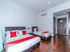 Suite Superior | Secretária, ferro/tábua de engomar, Wi-fi grátis 