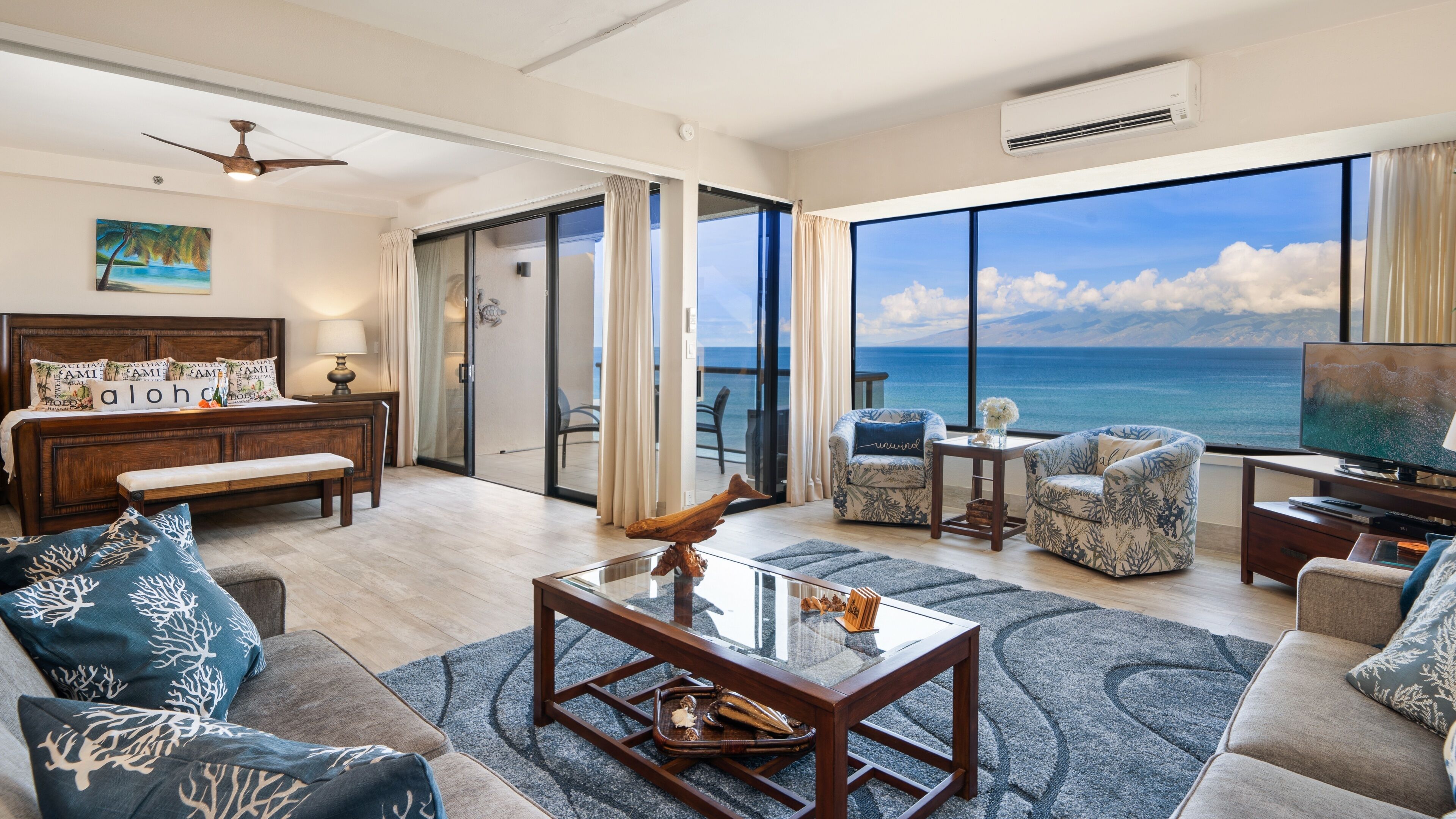 Condo, 2 quartos | Área de estar | Smart TV