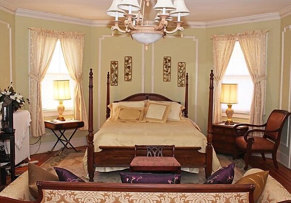 Port City Guest House - Wilmington, NC