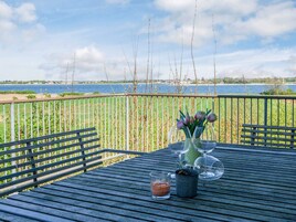 Casa | Vista para a água