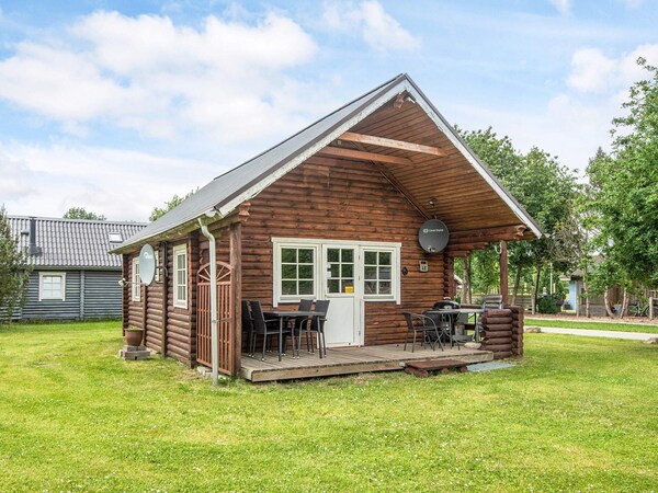 Cozy Holiday Home In Hovborg Near Community Area - Billund