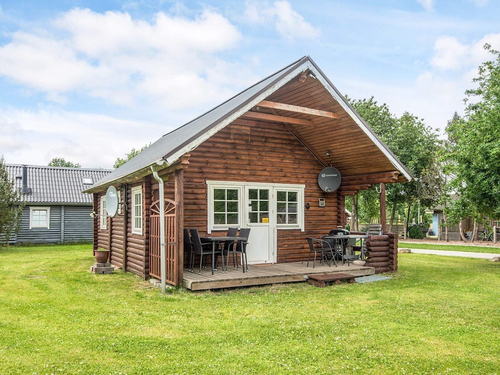 Cozy Holiday Home In Hovborg Near Community Area - Billund