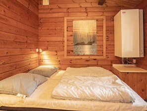 Casa | 4 quartos, com mobília individualizada