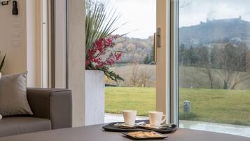 Villa (3 Bedrooms) | Vista do quarto