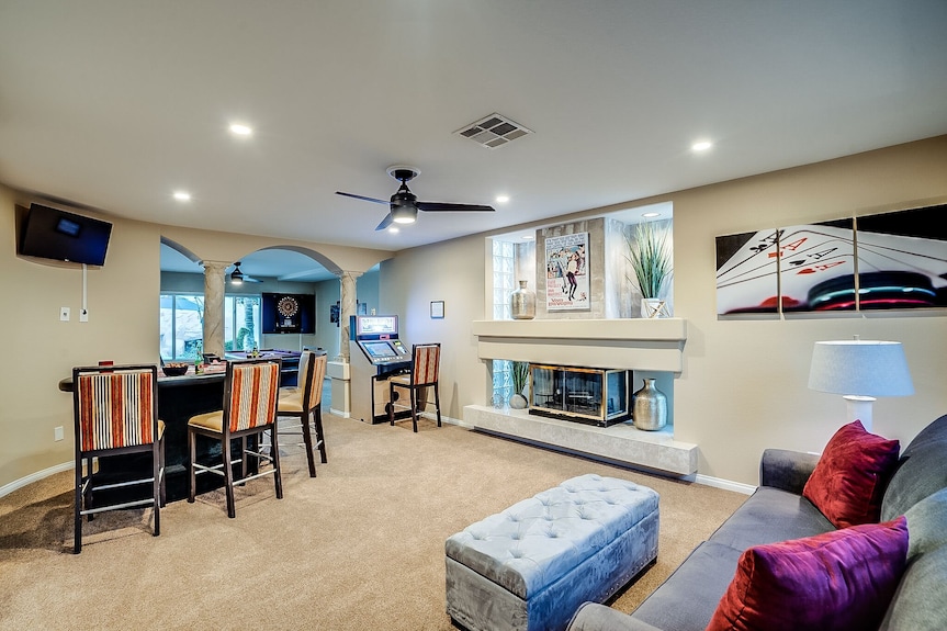 Simply Paradise! Resort Inspired Pool + 5 Br\/3ba - Las Vegas