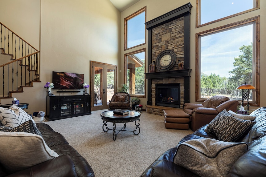 Zion (East) Luxurious Home King Beds Wifi Privacy Hot Tub - Zion National Park