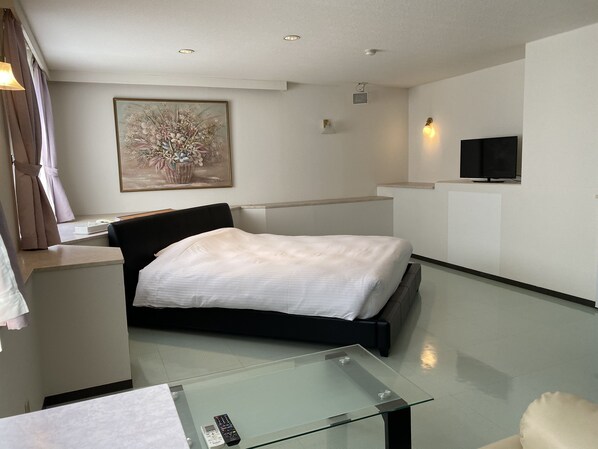 Quarto Duplo Standard | Com decoração personalizada, com mobília individualizada, Wi-fi grátis