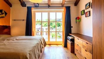 Villa | 4 quartos, com mobília individualizada, ferro/tábua de engomar