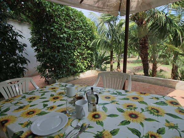 Spacious Mansion In Parghelia Near Sea - Tropea