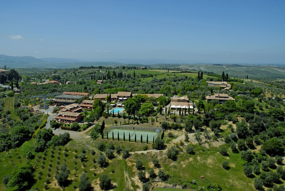 Casanova - Panoramic Rooms And Suites - San Quirico d'Orcia
