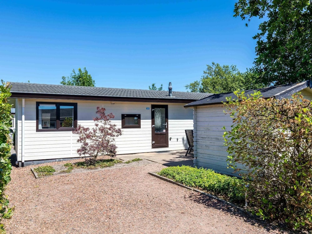 Neat Chalet With Microwave Near The Beach In Egmond - Bergen, Netherlands