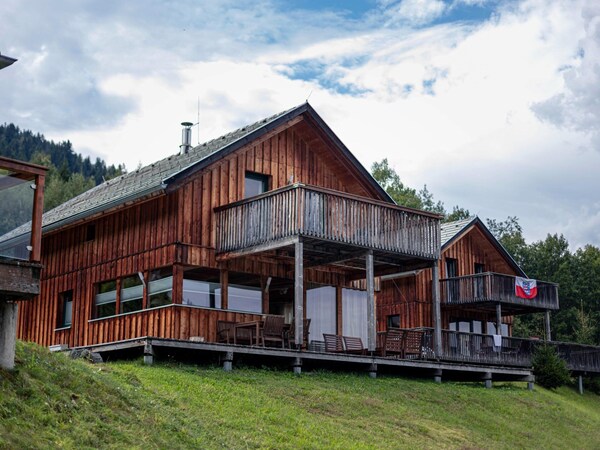 Appealing Chalet With Terrace - Tamsweg