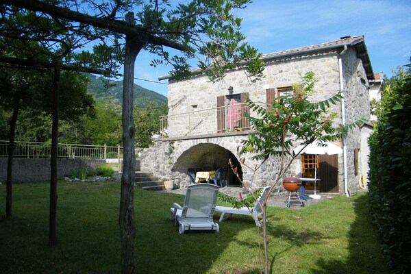 Riverside Retreat In La Souche - Ardèche