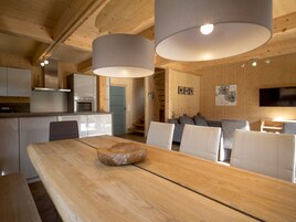 Chalé | Cozinha privada | Cadeirão de bebê