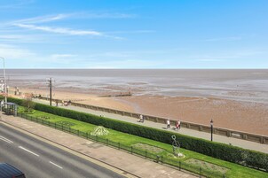 Quarto Duplo Panorâmico | Sala de estar | Televisor LCD de 40 polegadas com canais digitais, televisor 